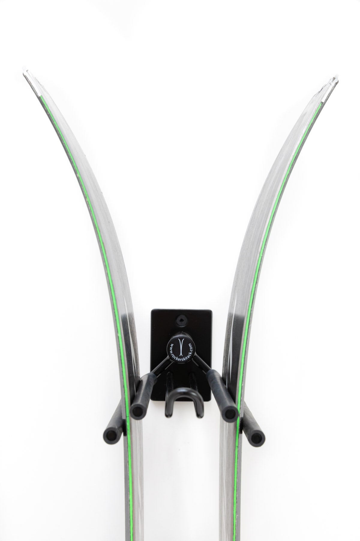 Best Ski & Snowboard Storage Racks For Your Wall | Rocker Ski Rack